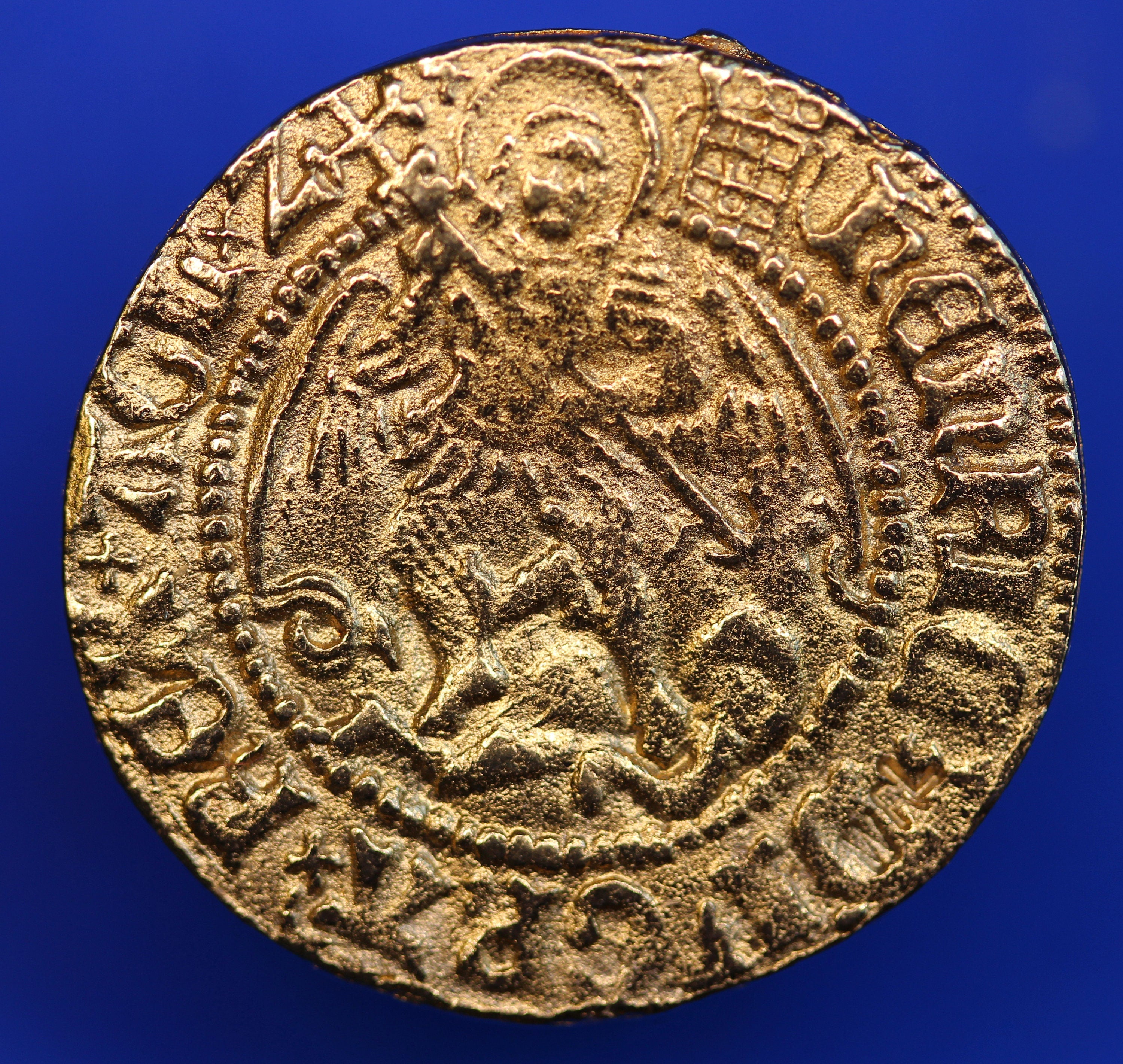 REPRODUCTION Tudor Henry VIII gold plated Half-Angel coin 19mm [H8HACO ...